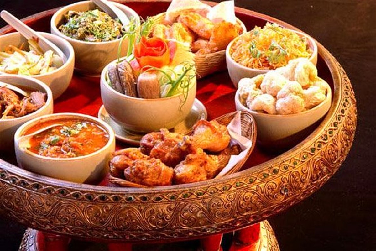 Khantoke Dinner Chiang Mai - Thailand's Premier Local Land Operator ...